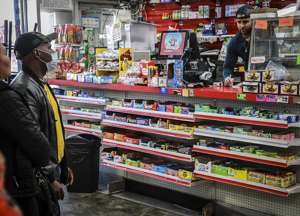 NYC Grocers Band Together to Demand Help as Violent Shoplifting ...